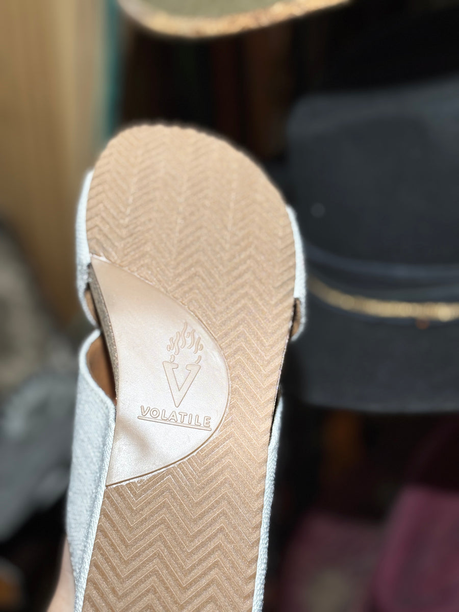 Volital Bone Sandals – Superlamb